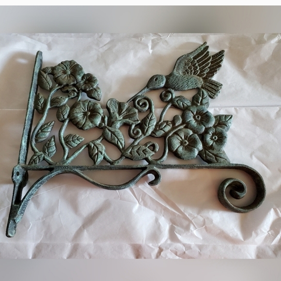 Wall Decor | Ornate Cast Iron Hummingbird Garden Wall Decor Plant Hook ...